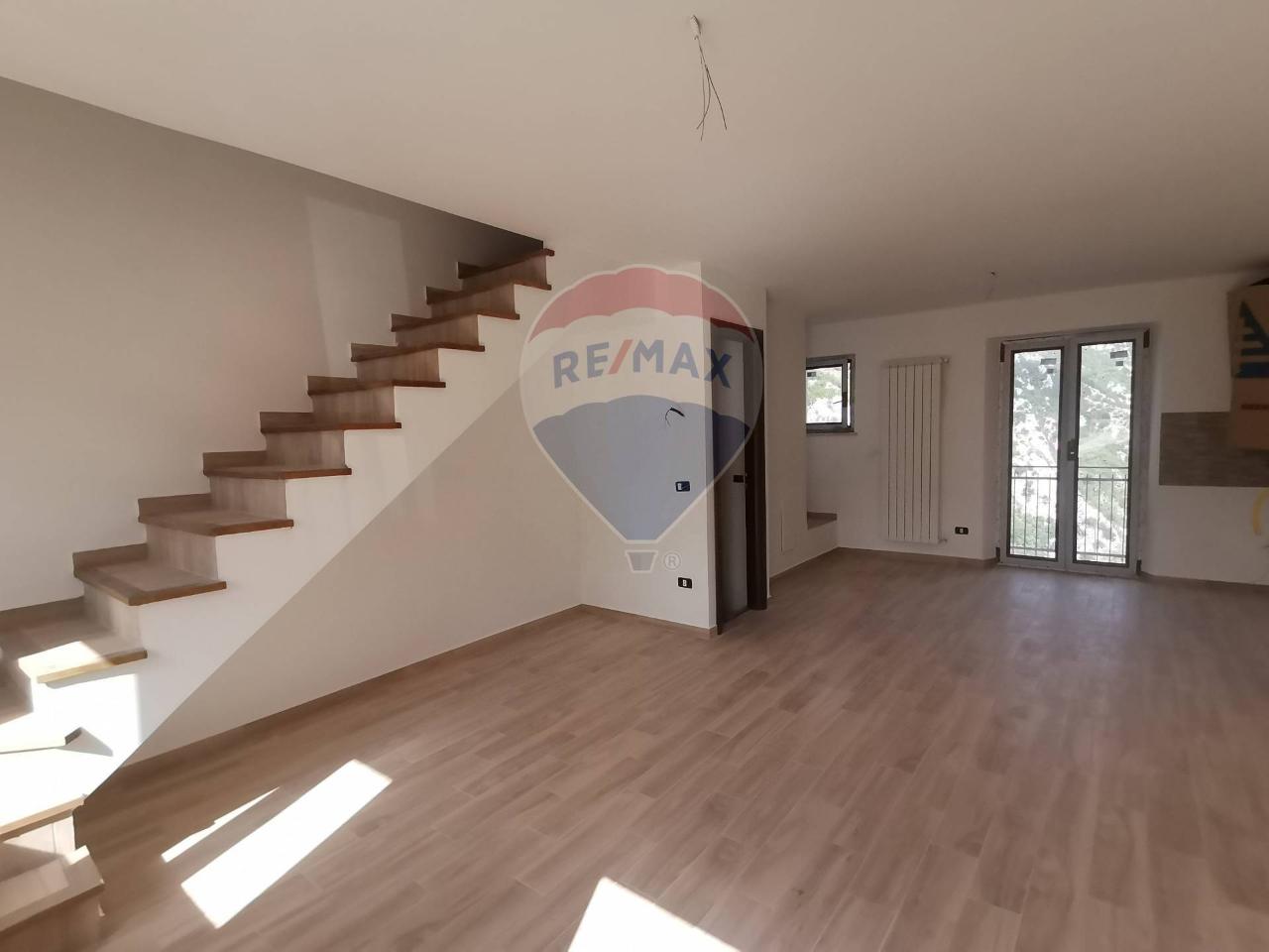 Appartamento in vendita a Barrea