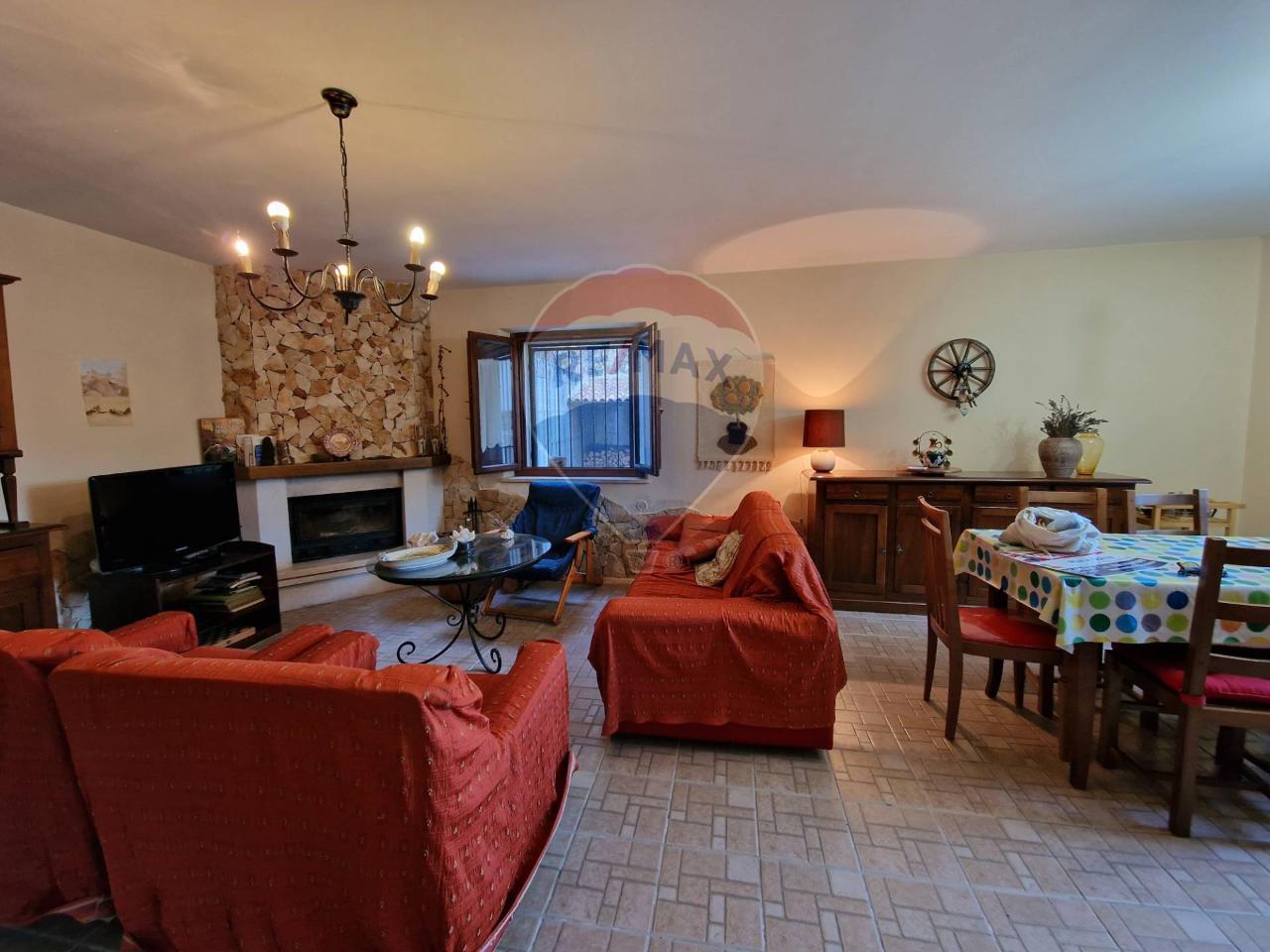 Casa indipendente in vendita a Villetta Barrea