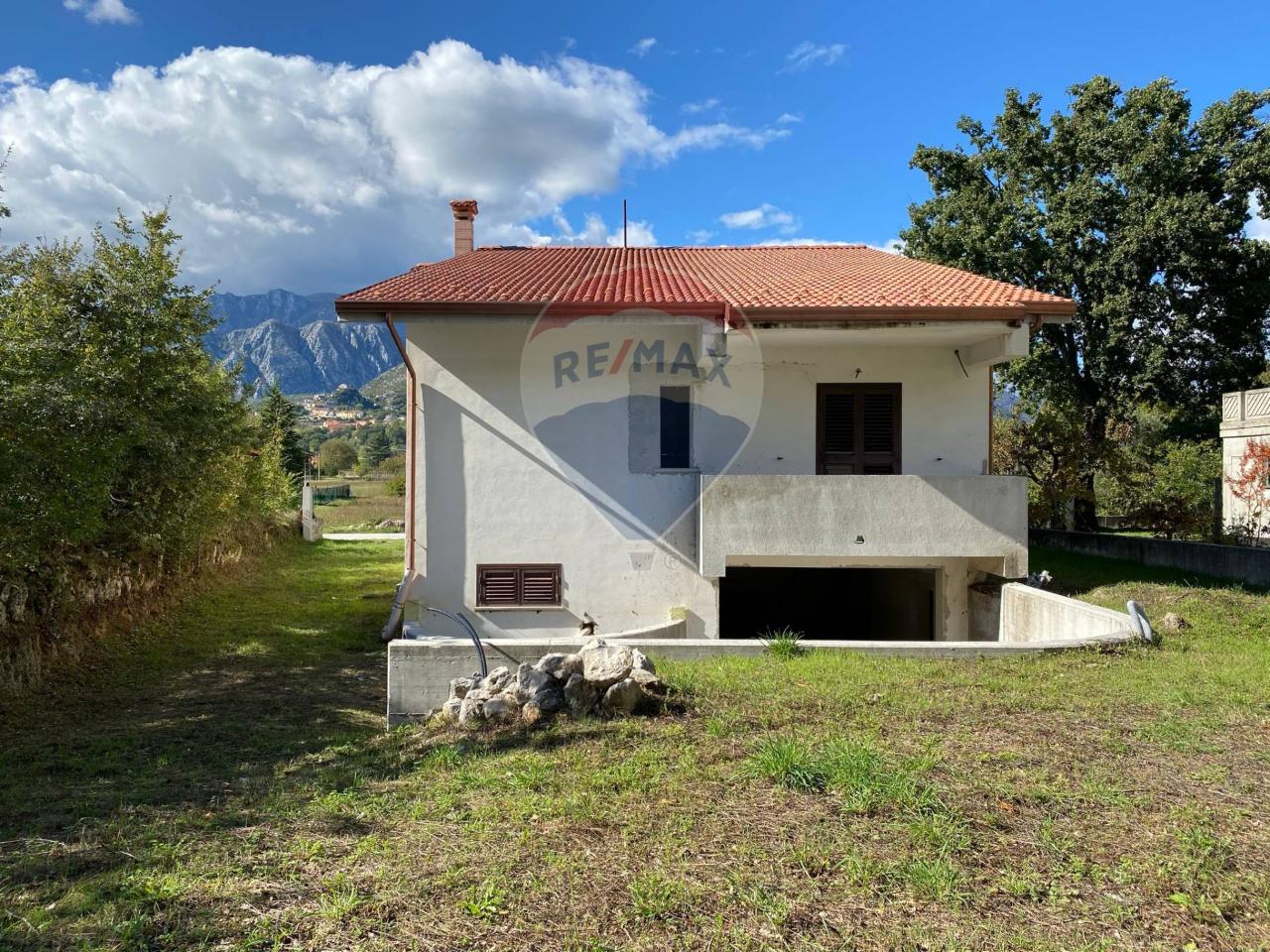 Villa in vendita a Rocchetta A Volturno