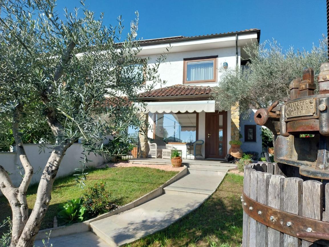 Villa in vendita a Sangano