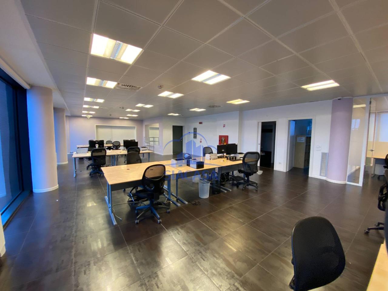 Ufficio in affitto a Bernareggio