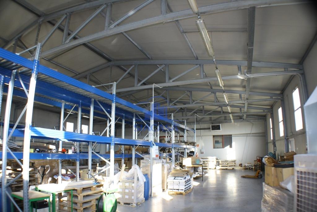 Capannone in affitto a Vimercate