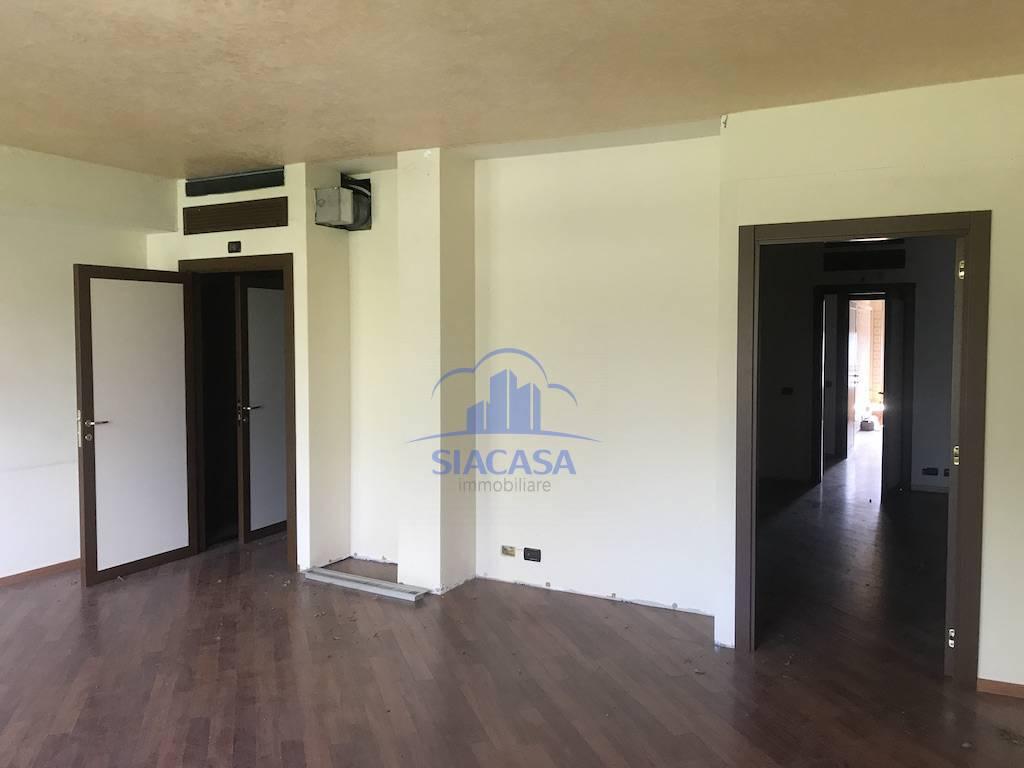 Ufficio in vendita a Lecco