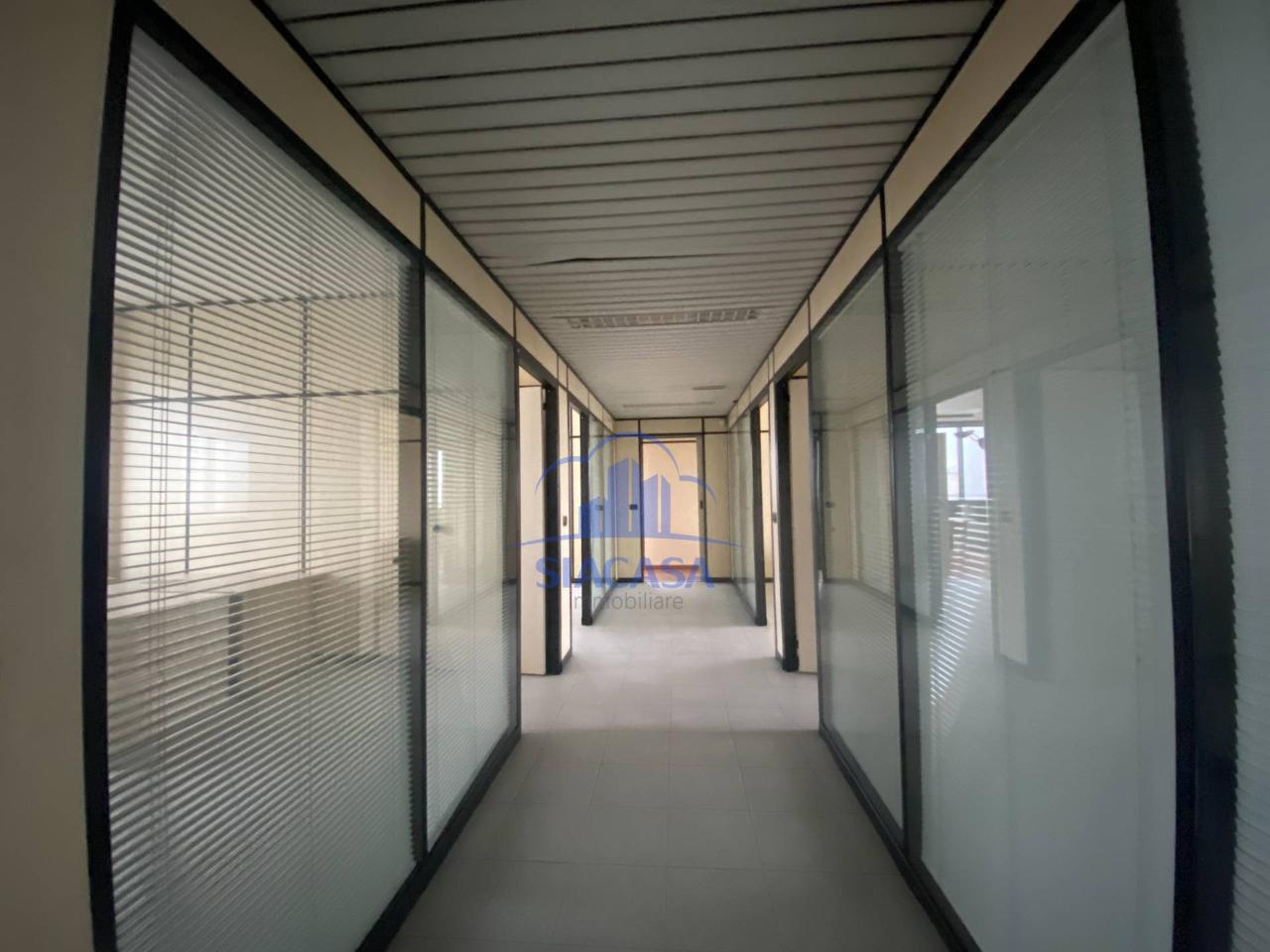 Ufficio in vendita a Arcore