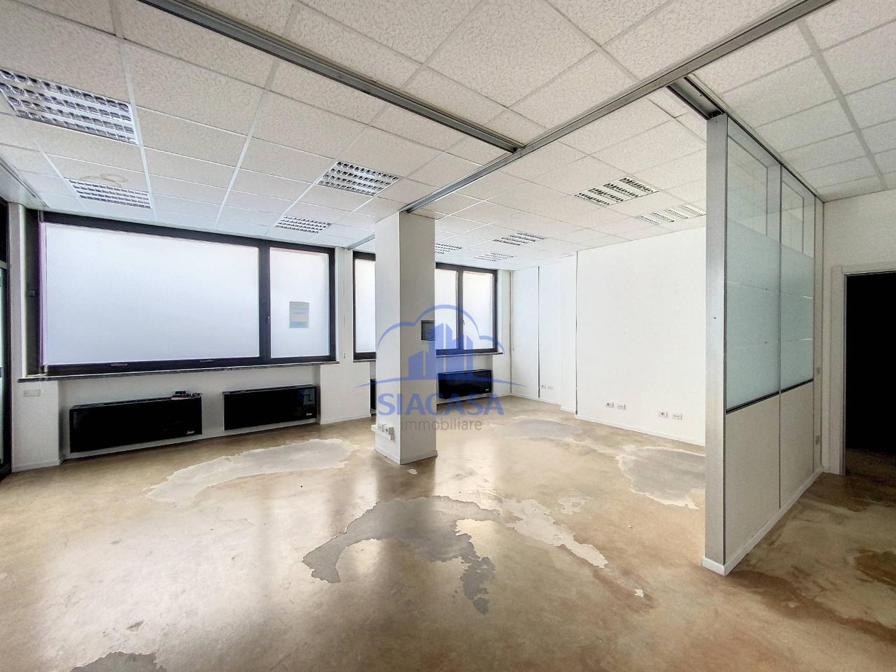 Ufficio in affitto a Trezzo Sull'Adda