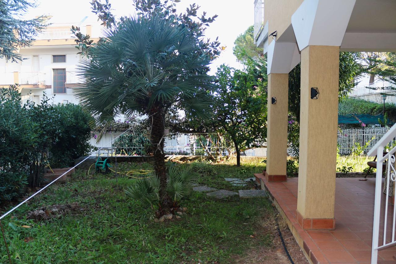 Casa indipendente in vendita a Ceriale