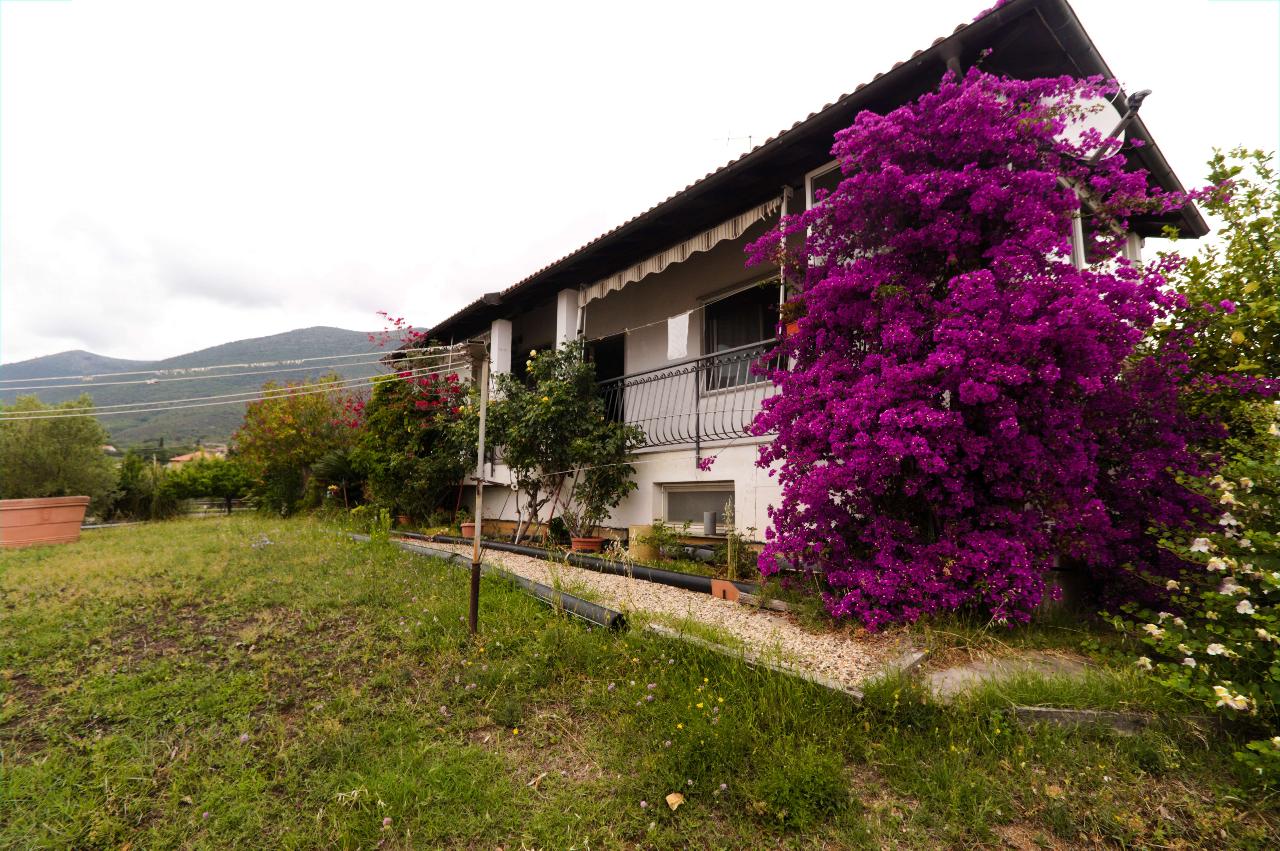 Villa unifamiliare in vendita a Albenga