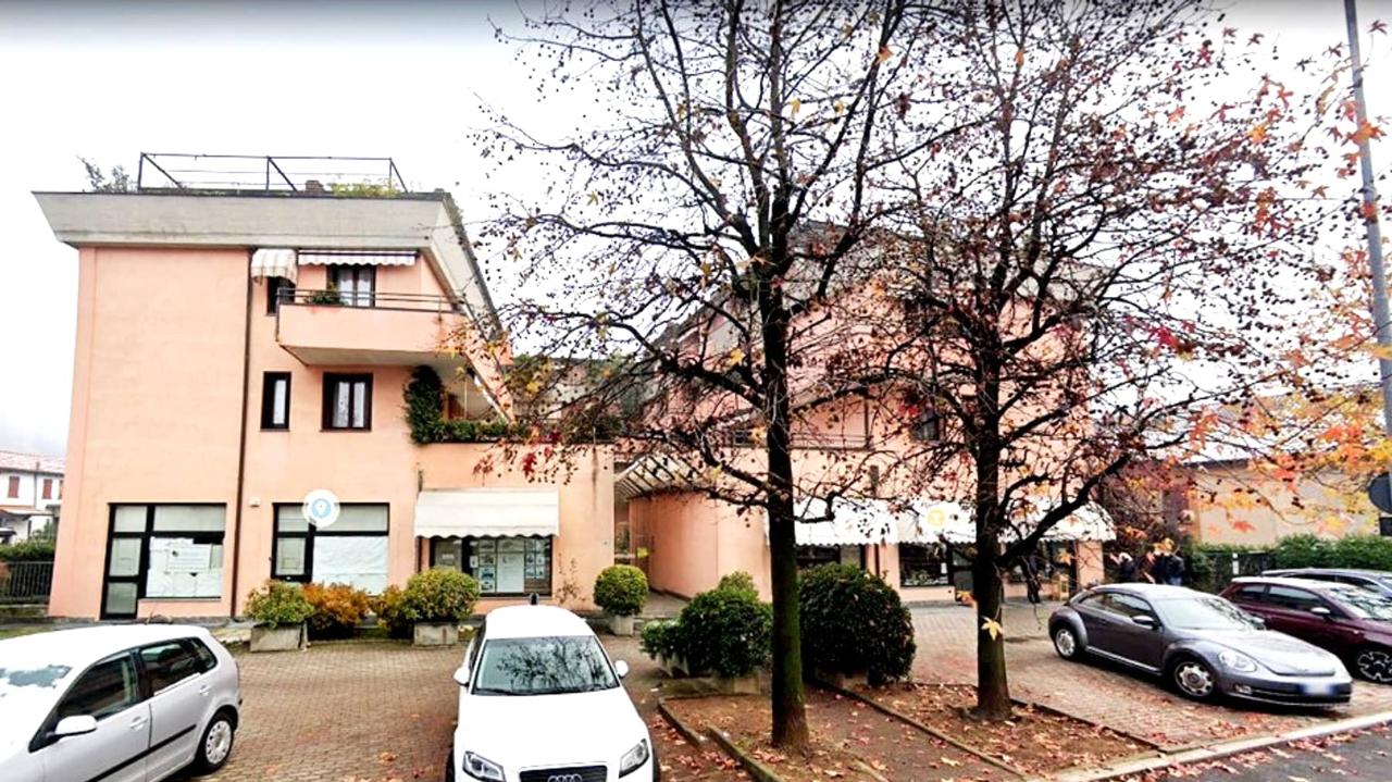 Negozio in vendita a Mariano Comense