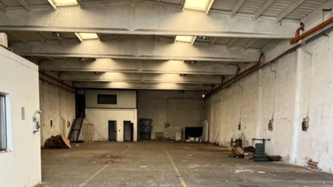 Capannone in vendita a Rondissone