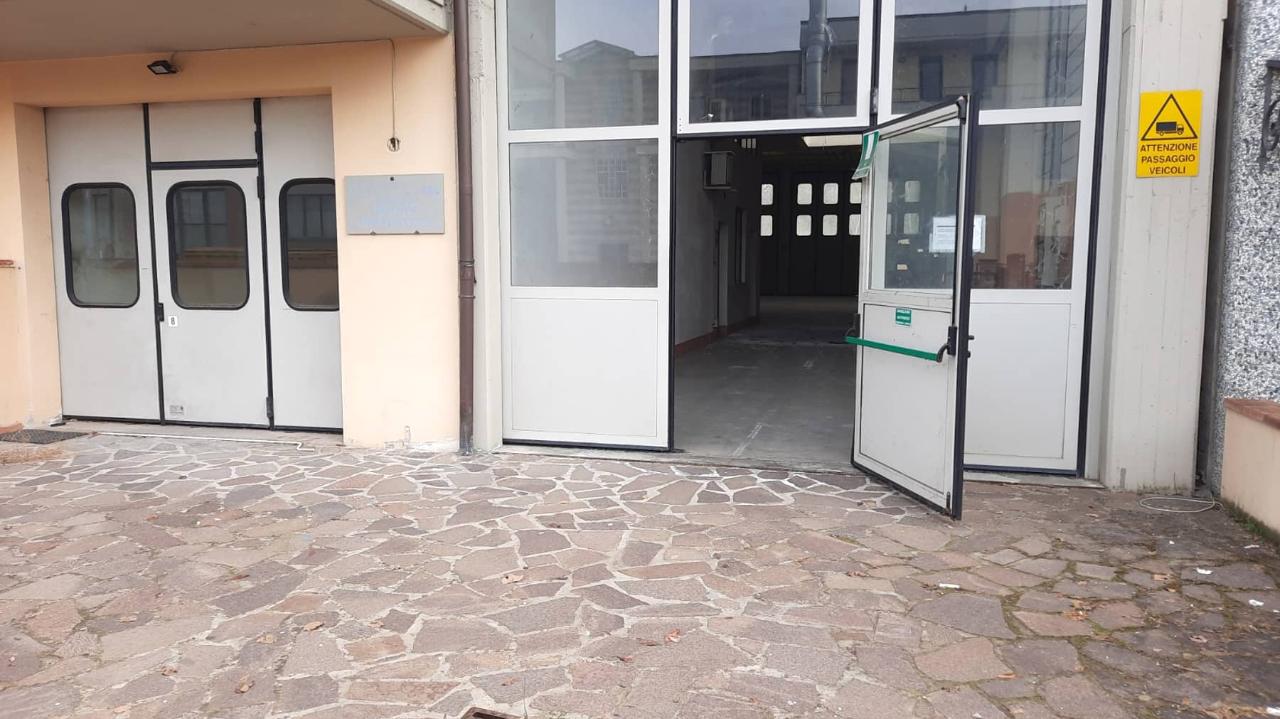 Palazzina commerciale in vendita a Borgo San Lorenzo