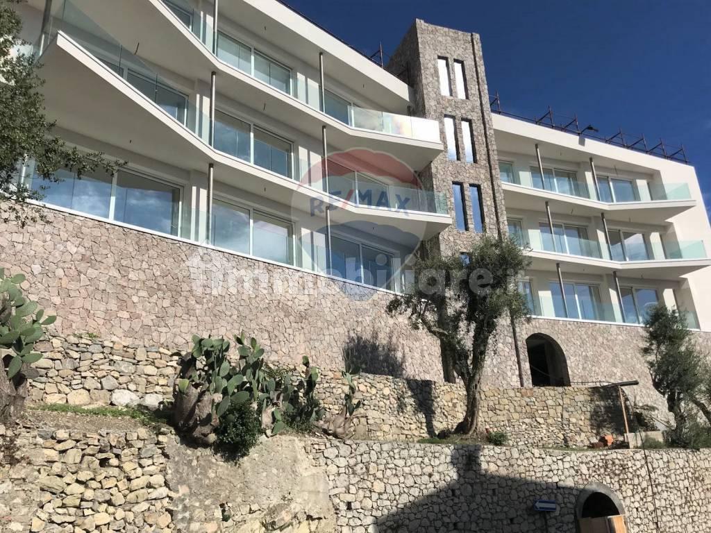 Appartamento in vendita a Taormina