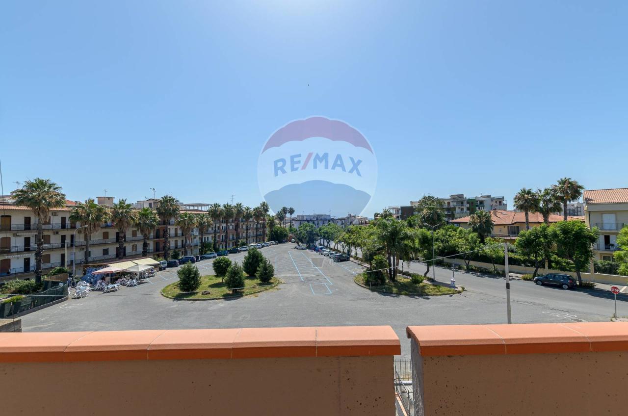 Appartamento in vendita a Giardini Naxos