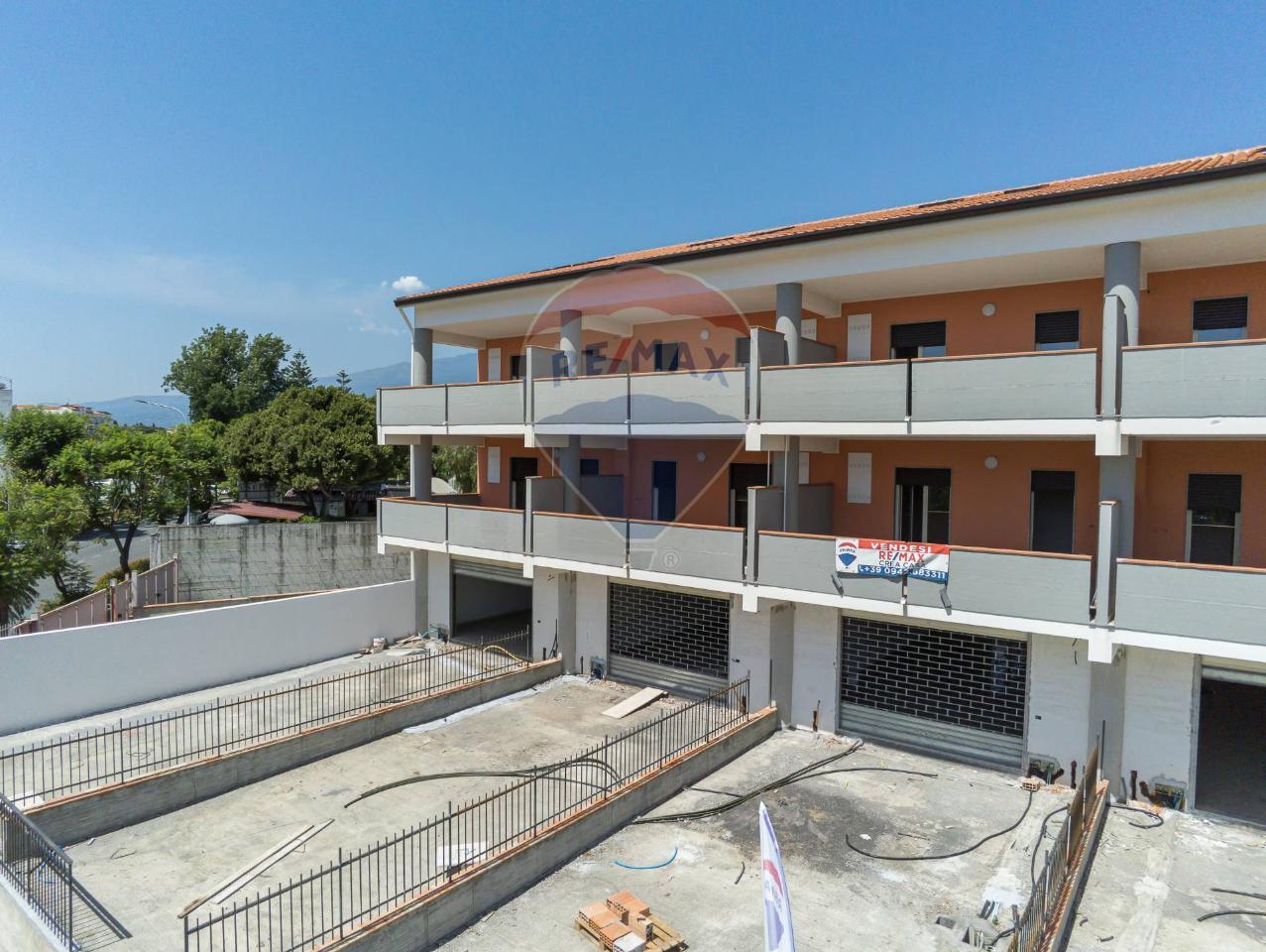 Negozio in vendita a Giardini Naxos