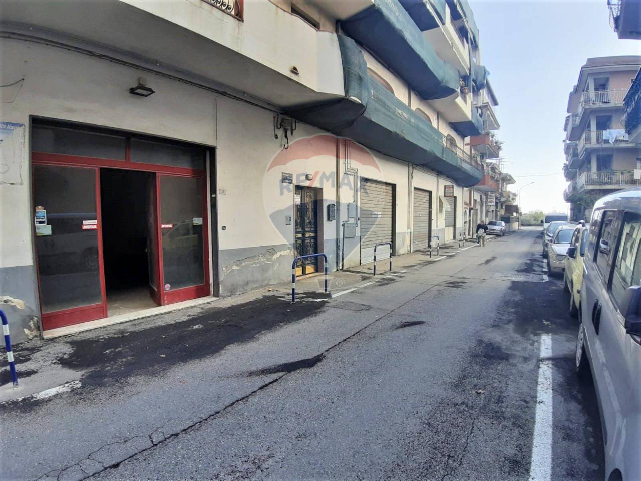 Negozio in vendita a Giardini Naxos