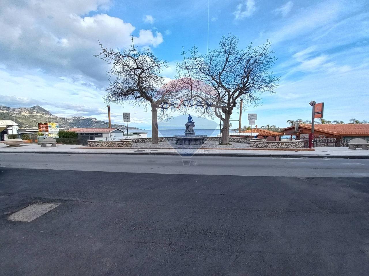 Appartamento in vendita a Giardini Naxos