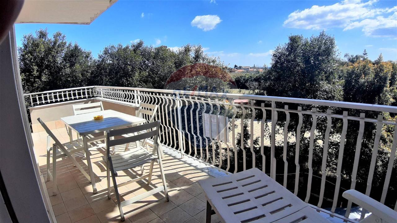 Appartamento in vendita a Giardini Naxos