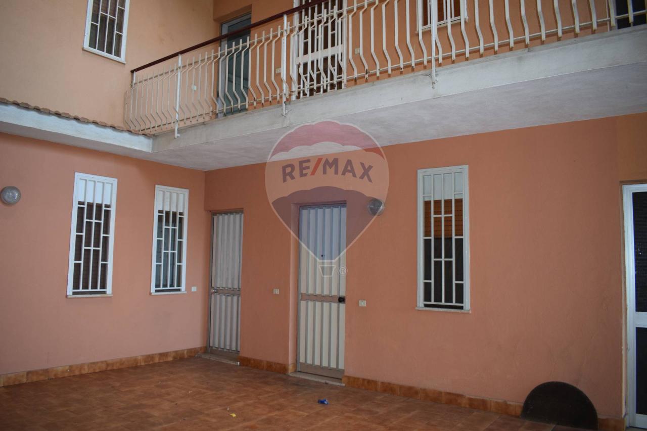 Appartamento in vendita a Calatabiano