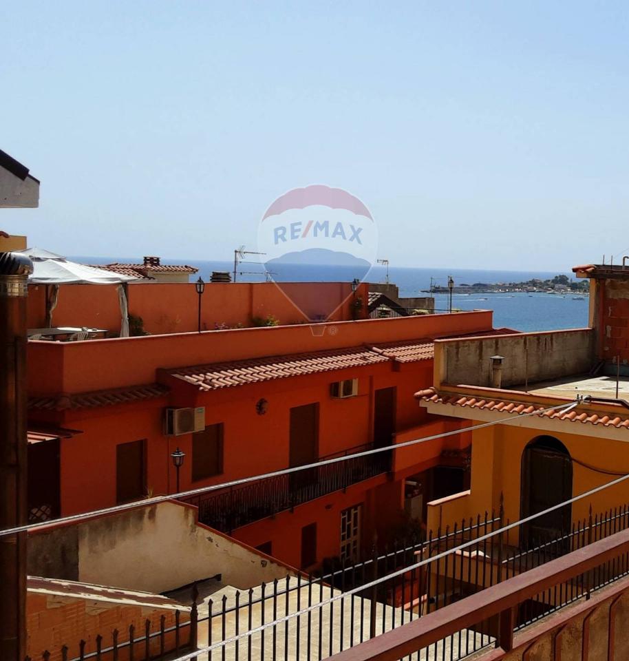 Appartamento in vendita a Giardini Naxos