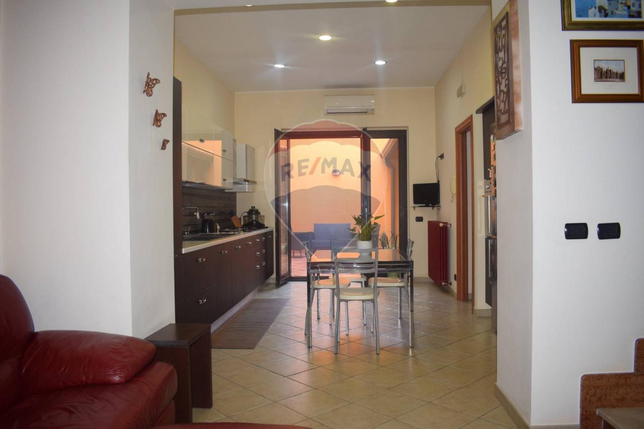 Appartamento in vendita a Calatabiano