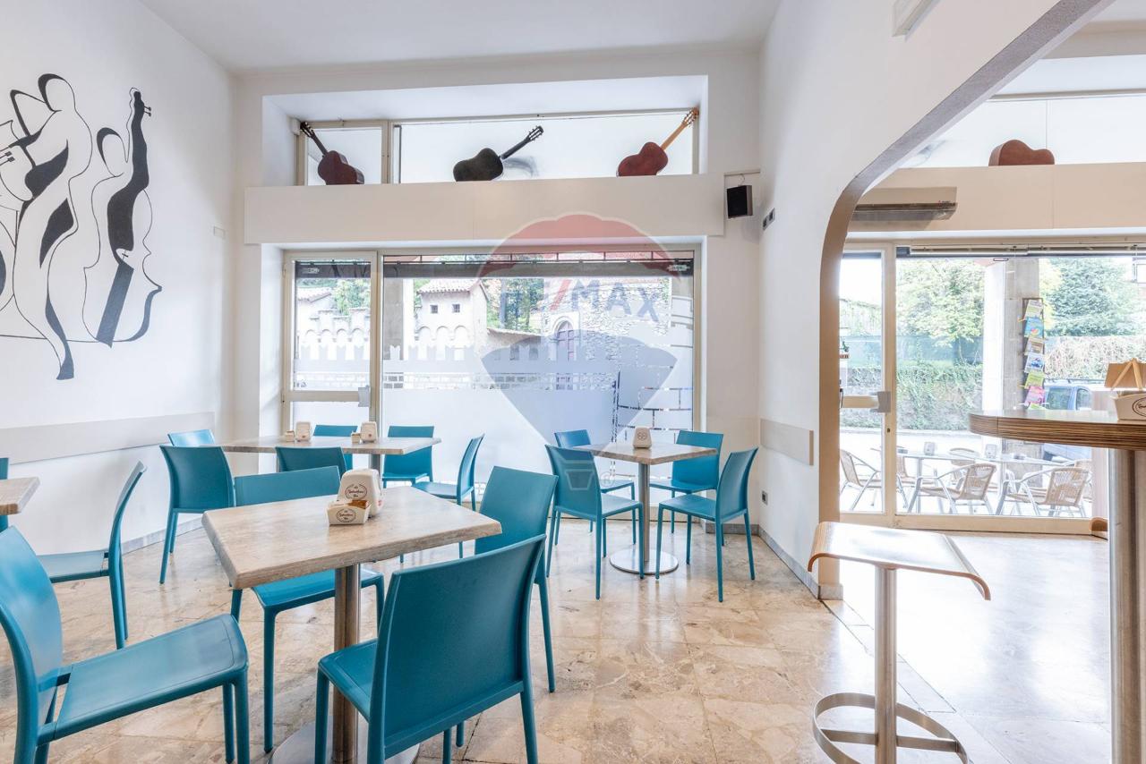 Bar in vendita a Gallarate