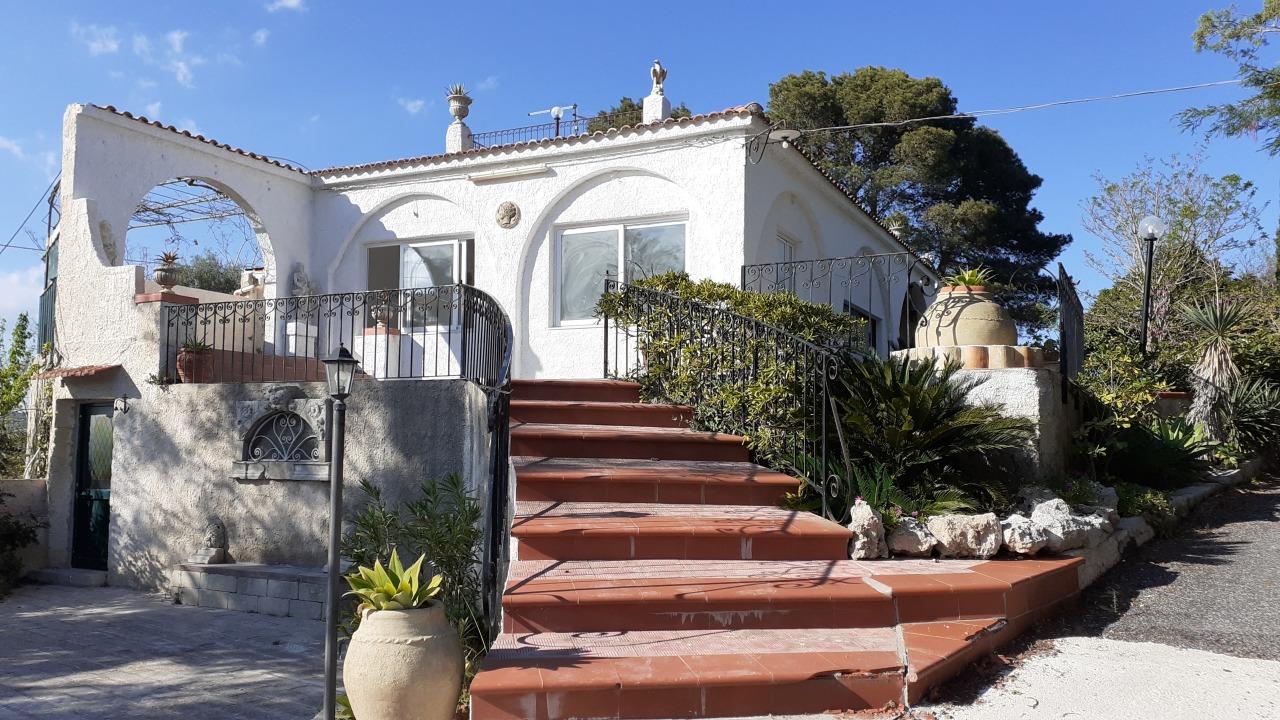 Villa in affitto a Canicattini Bagni