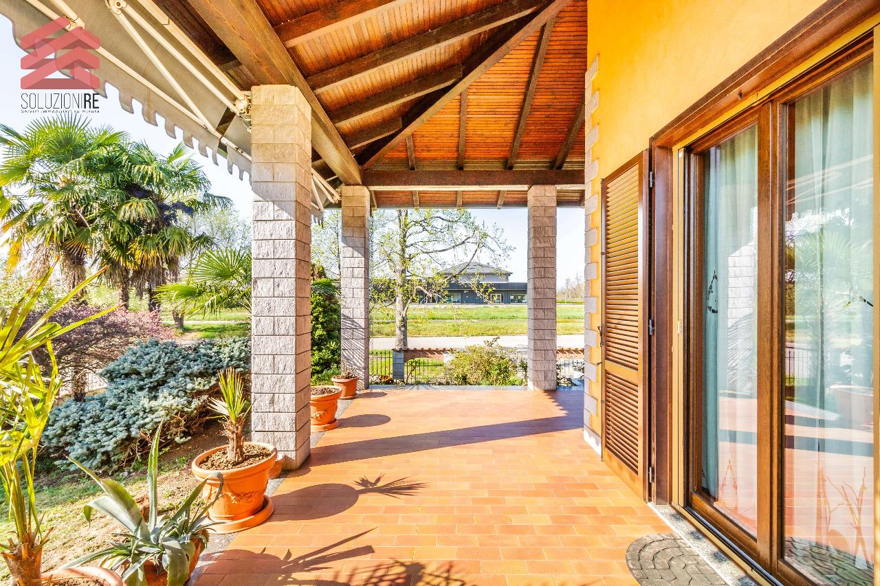 Villa unifamiliare in vendita a Caltignaga