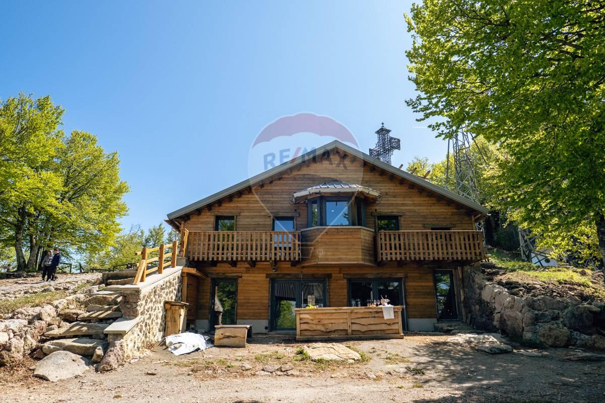 Esercizio commerciale in vendita a Abbadia San Salvatore