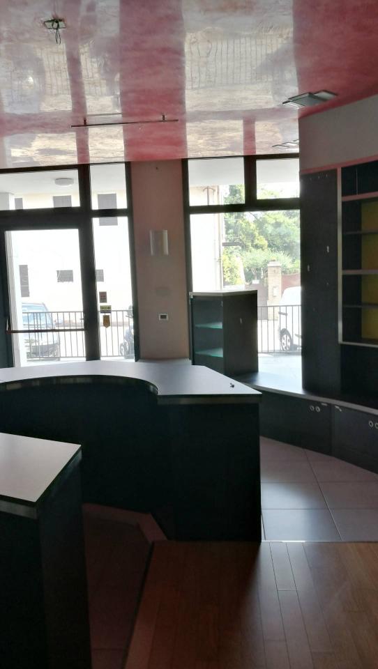 Negozio in vendita a Cordenons