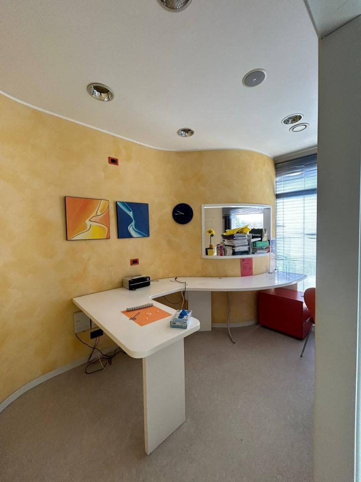 Negozio in vendita a Roveredo In Piano