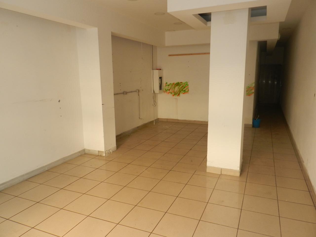 Negozio in affitto a Roma