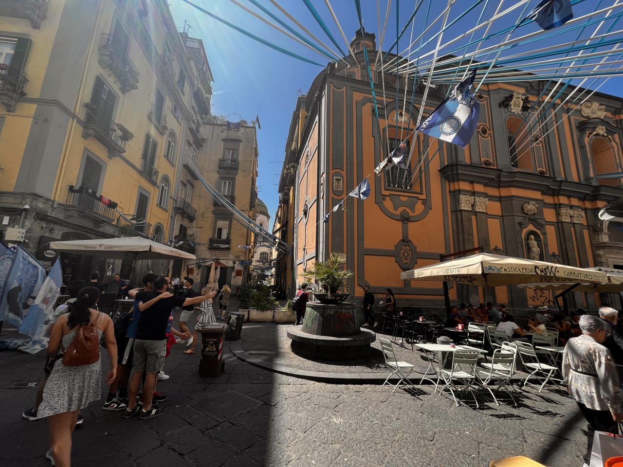 Appartamento in vendita a Napoli