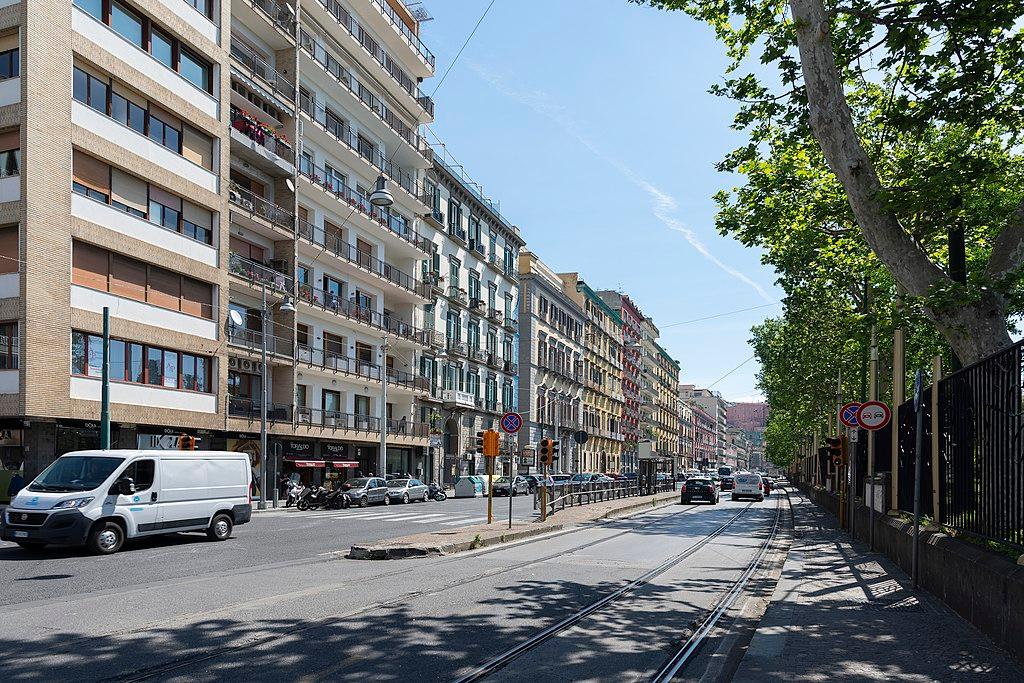 Appartamento in vendita a Napoli