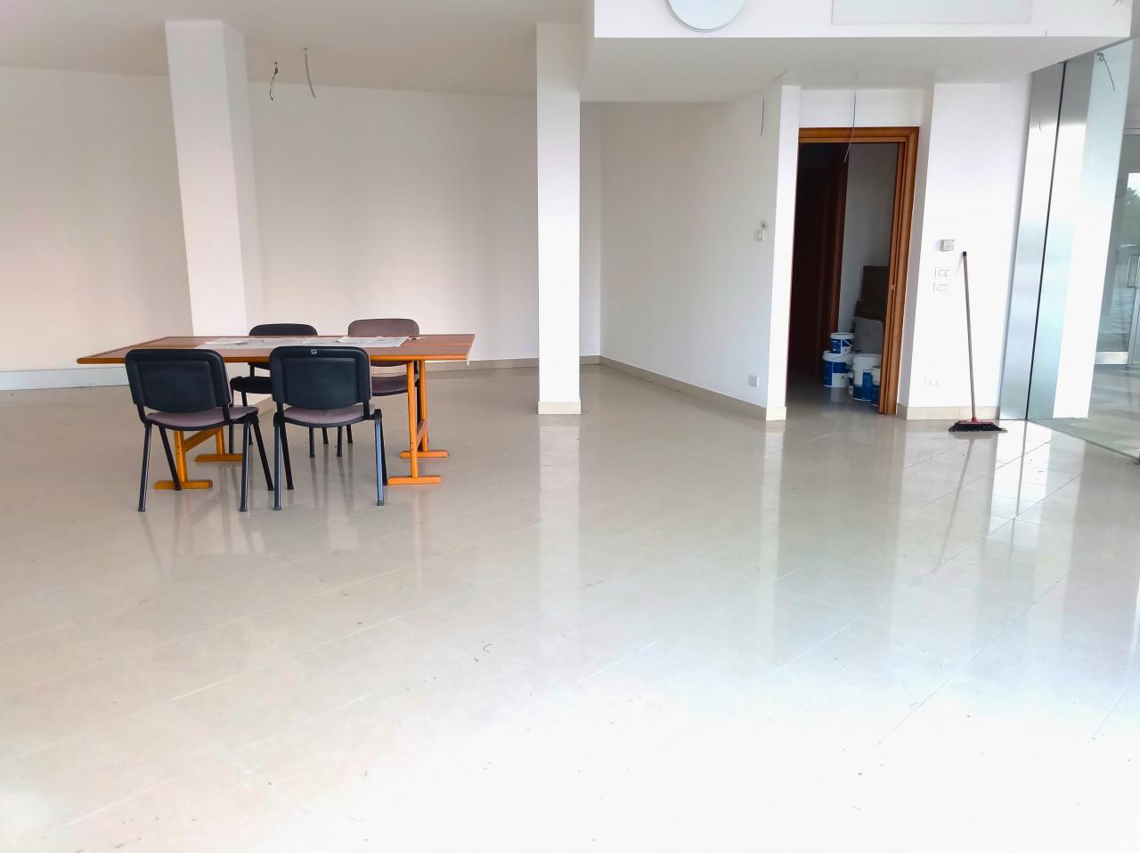 Negozio in vendita a Selvazzano Dentro