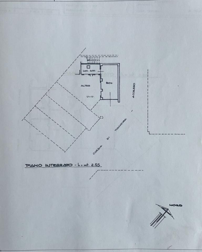 Box in vendita a Oulx