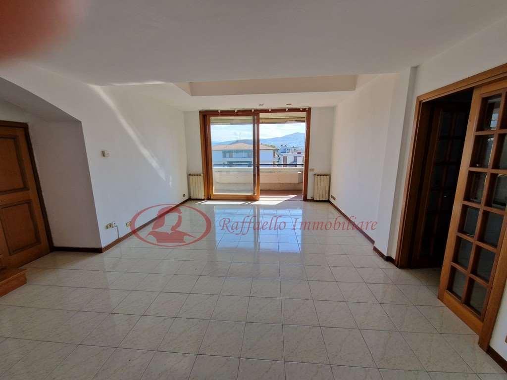 Appartamento in vendita a Firenze