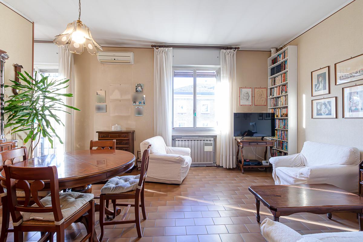 Appartamento in vendita a Bologna