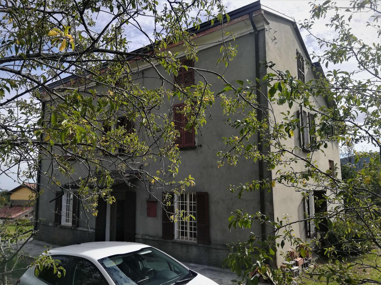 Rustico in vendita a Gropparello
