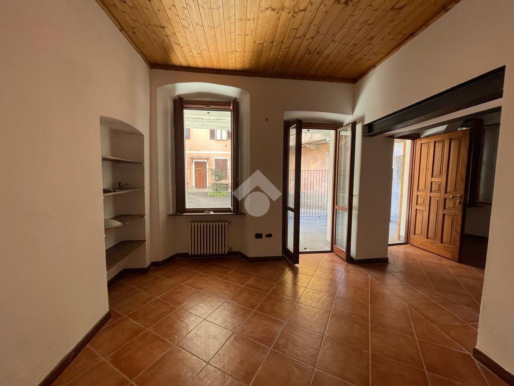 Appartamento in vendita a Oleggio