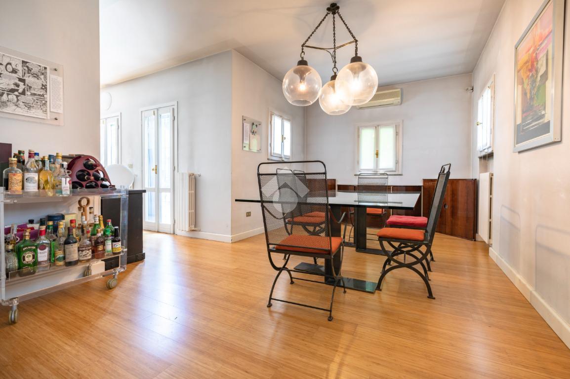 Villa in vendita a Bollate