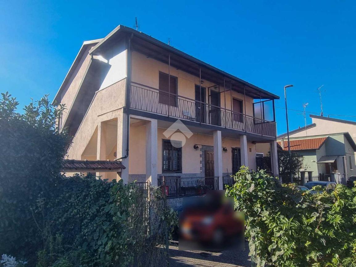 Villa in vendita a Bollate