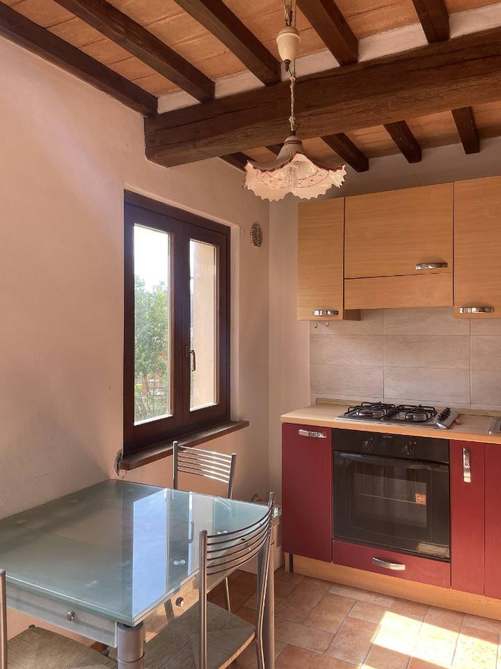 Casa indipendente in vendita a Foligno