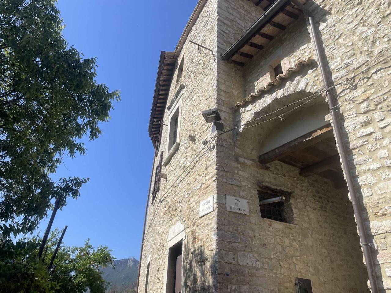 Appartamento in vendita a Ferentillo