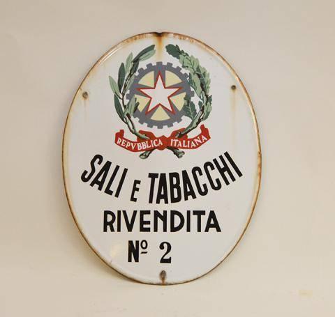 Esercizio commerciale in vendita a Venticano