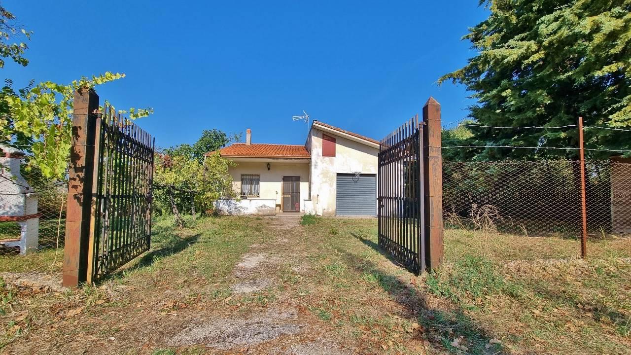 Casa indipendente in vendita a San Nicola Baronia