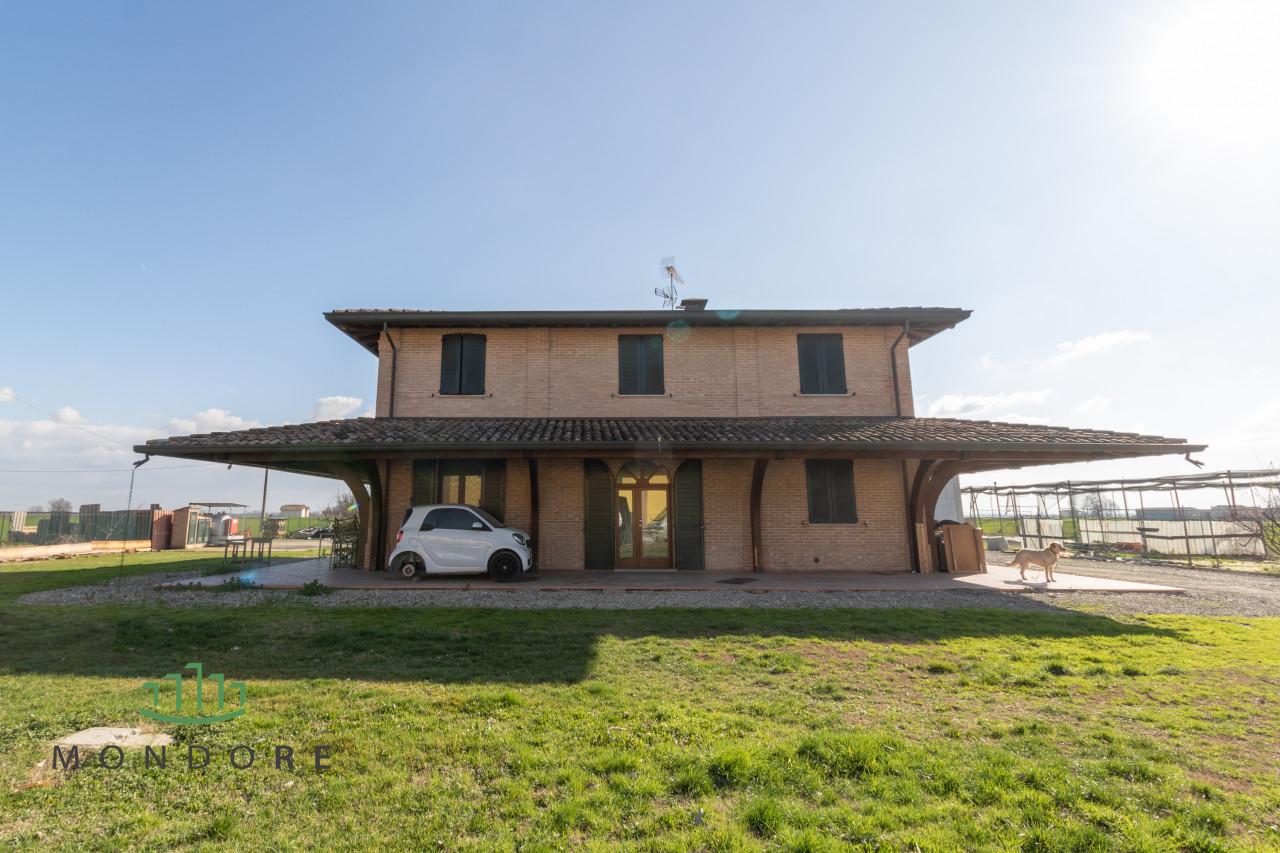 Villa in vendita a Crevalcore