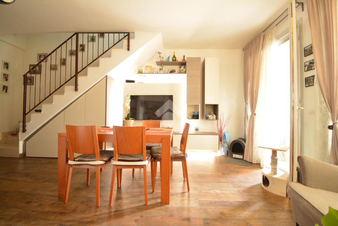 Appartamento in vendita a Cornate D'Adda