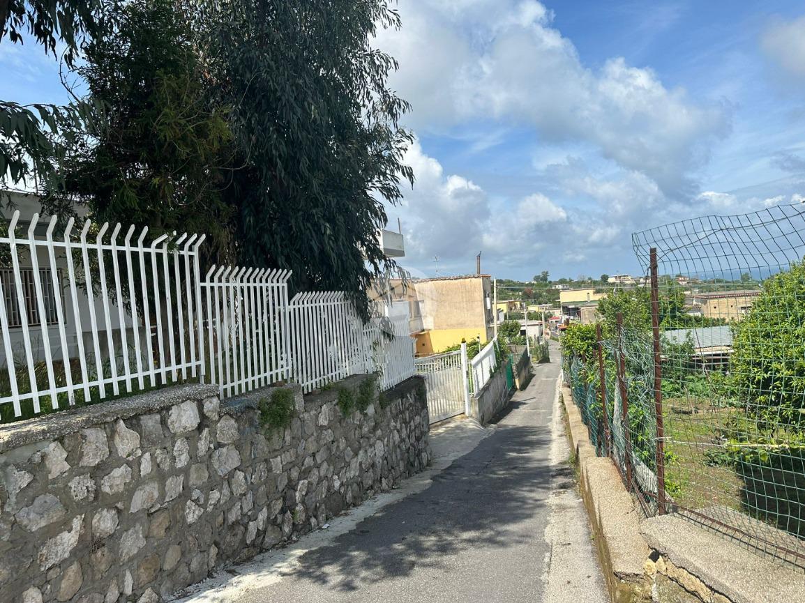 Casa indipendente in vendita a Bacoli