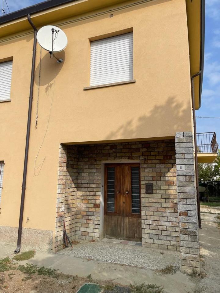 Casa indipendente in vendita a Massa Lombarda