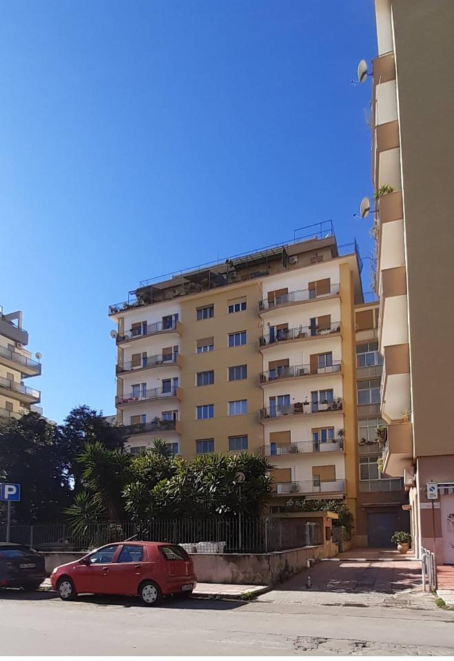 Magazzino in vendita a Palermo