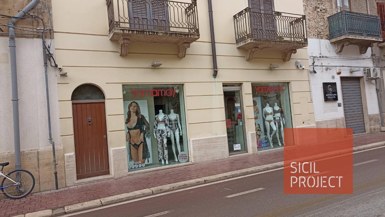 Negozio in affitto a Alcamo